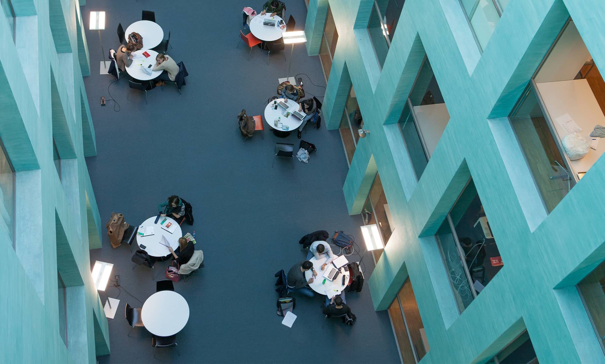 Berufsfachschule und Höhere Fachschule für Gesundheitsberufe | Careum