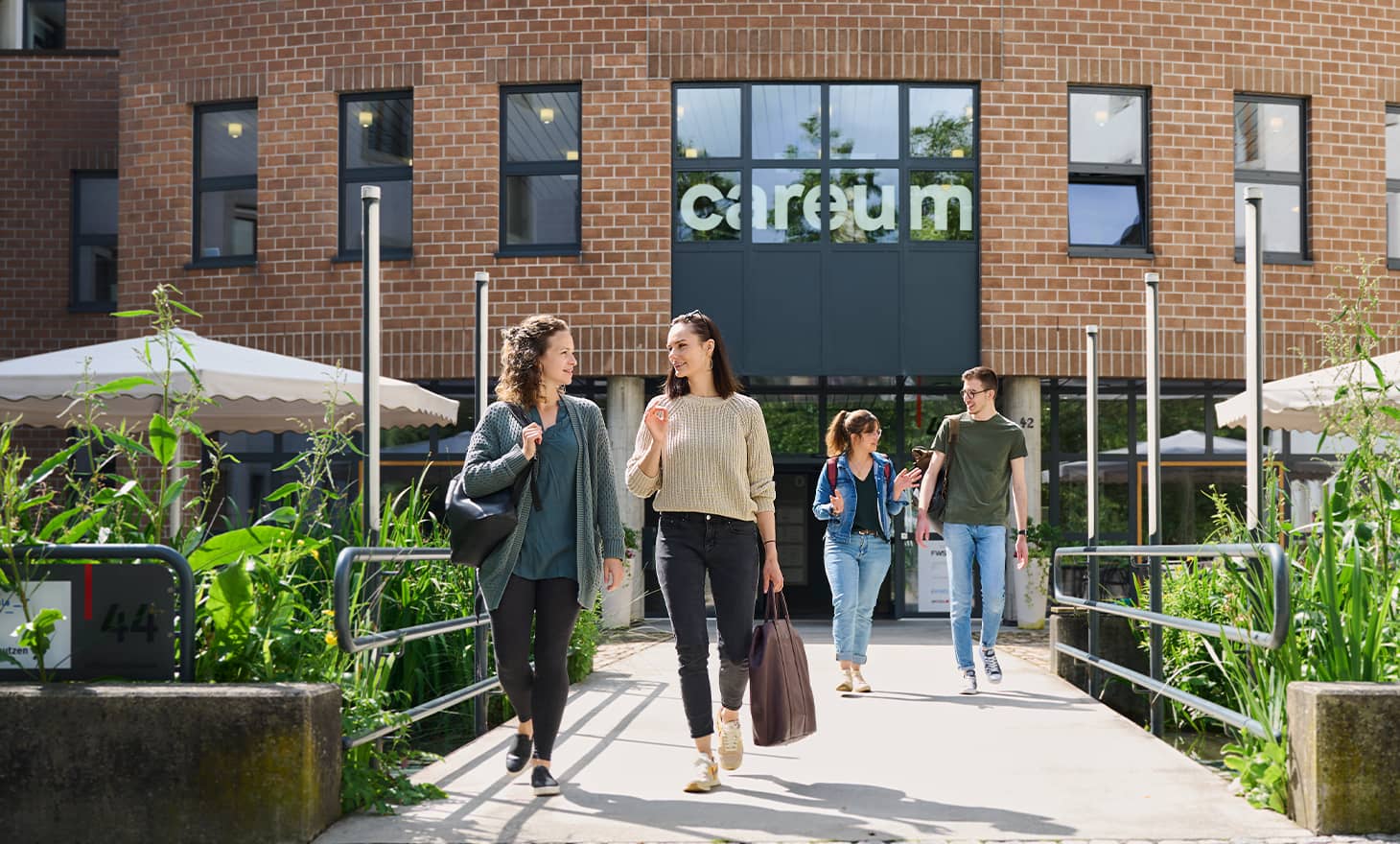 Weiterbildungen im Gesundheits- und Sozialwesen | Careum