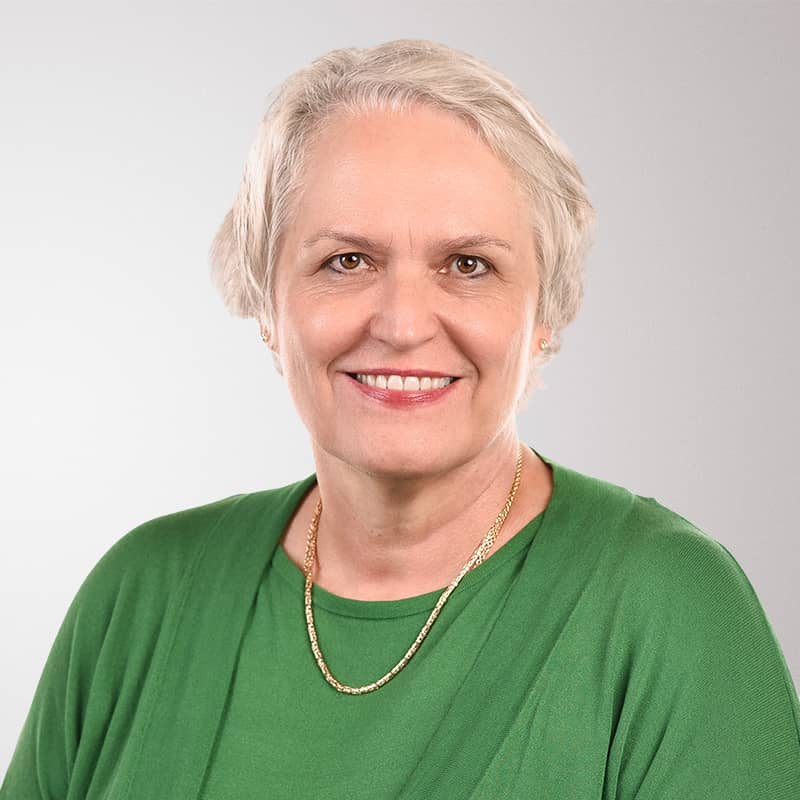 Ruth Aeberhard | Bereichsleiterin Höhere Fachschulen | Careum | Careum